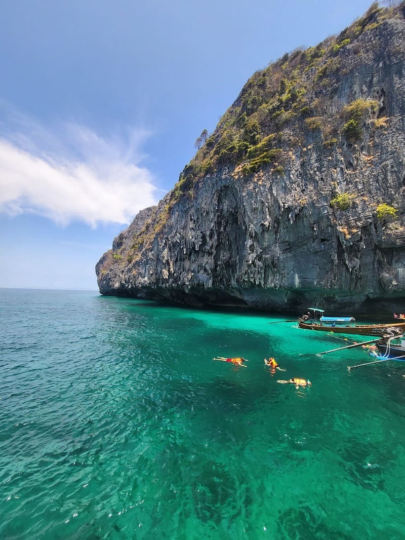 Koh Phi Phi: A Complete Guide Based on First-Hand Experiences